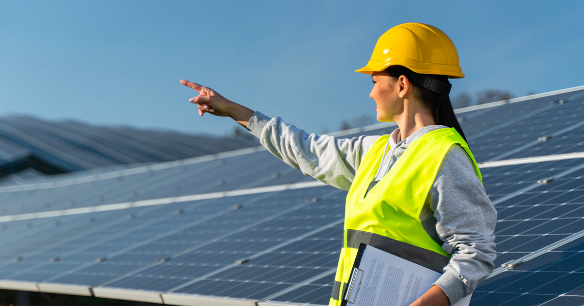 Women in the photovoltaic industry | Eni Plenitude